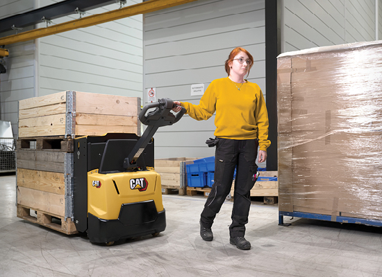 Power Pallet Truck - 2000kg Pallet Truck | Cat Lift Trucks