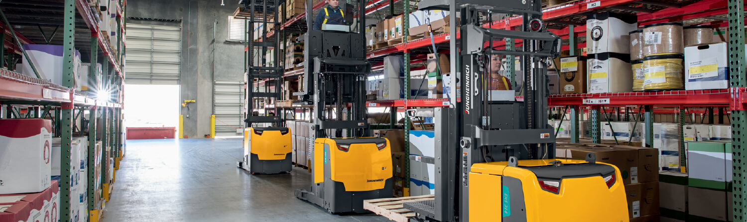 Narrow Aisle Rental Program | Jungheinrich