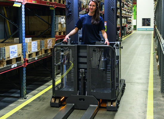 Mid to High Level Order Picker - EPH/EPM Series | UniCarriers