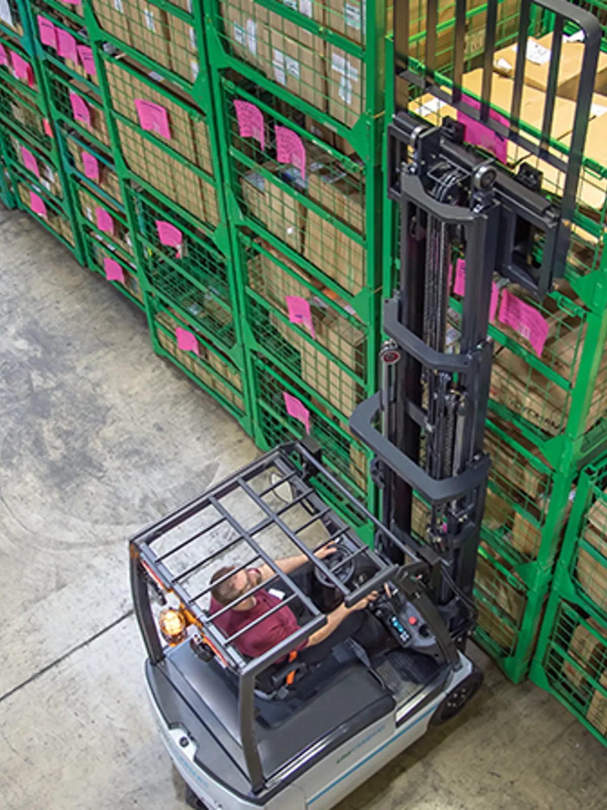 Electric vs. Internal Combustion Forklifts: How to Choose for Your Fleet