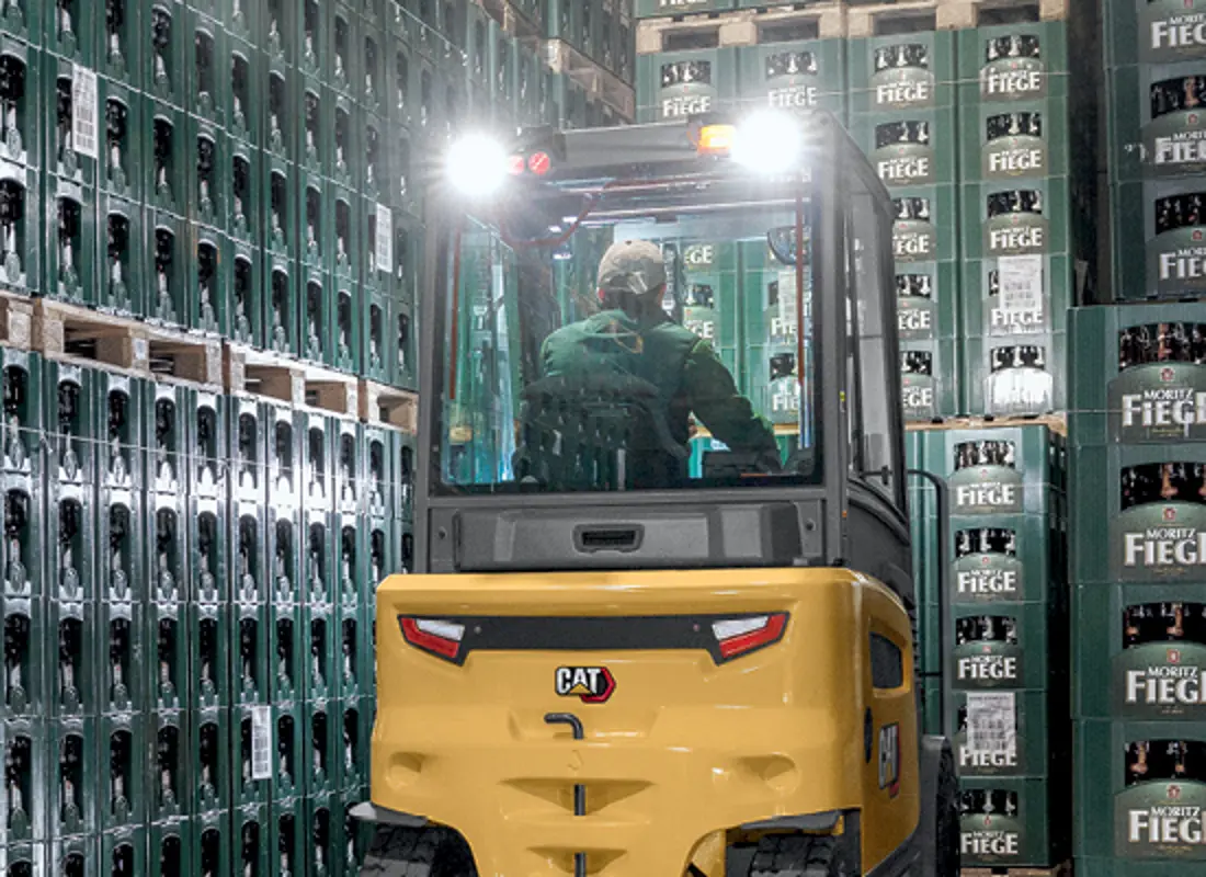 Electric Pneumatic Forklift | 3EPC5000-3EP7000 | Cat Lift Trucks