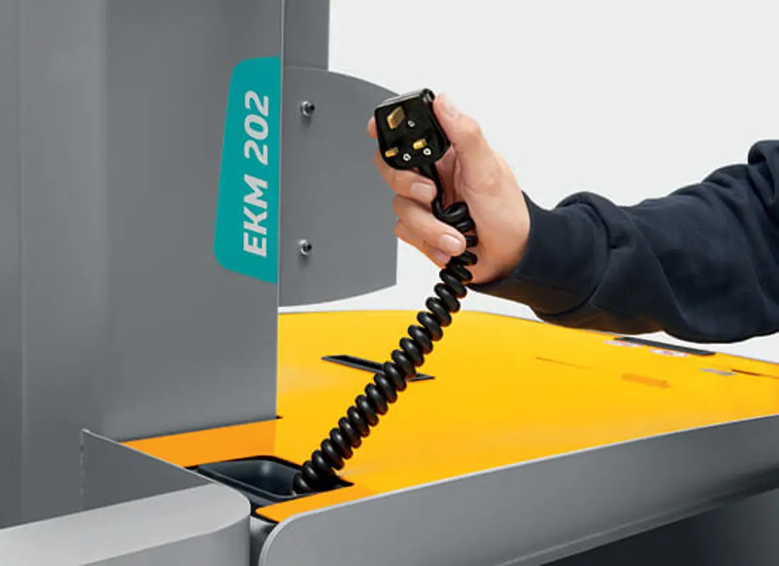Small Parts Order Picker | EKM202 | Jungheinrich
