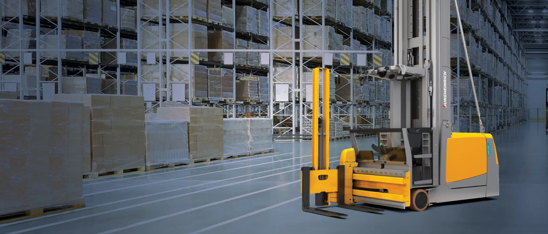 Turret Truck Forklifts for Narrow Aisles | Jungheinrich